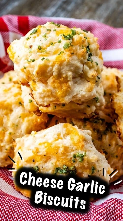 Quick & Easy Cheese-Garlic Biscuits Recipe - 100kRecipes